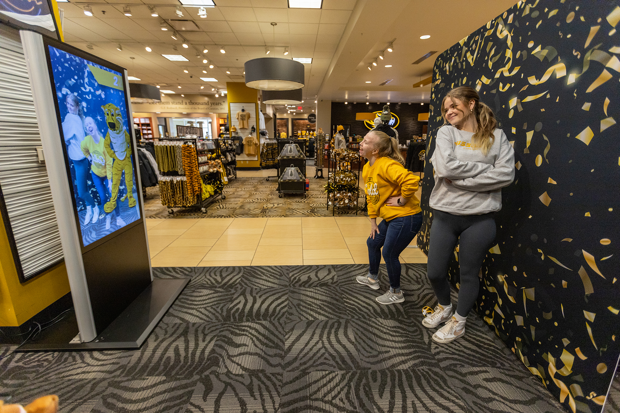 The Mizzou Mirror: An AR experience // Department of Textile & Apparel ...